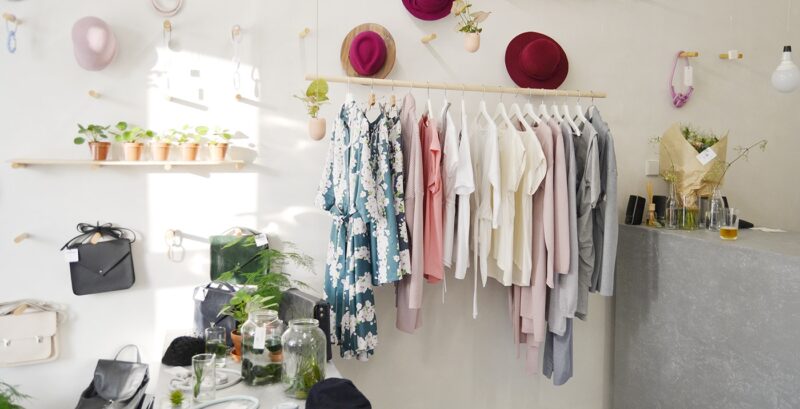 How to Decorate Fashion Studio Walls With Abstract Art - Fashion on a Curve