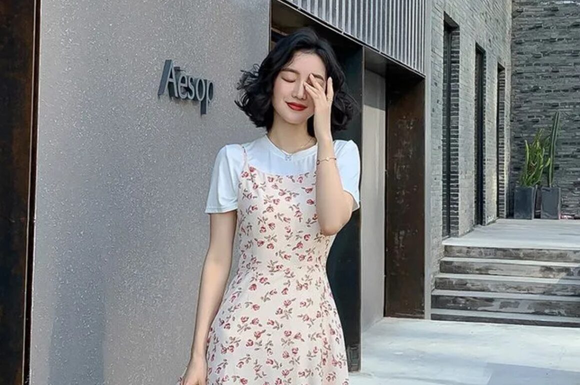 What Do You Wear under a Spaghetti Strapped Dress? - Look Your Best ...