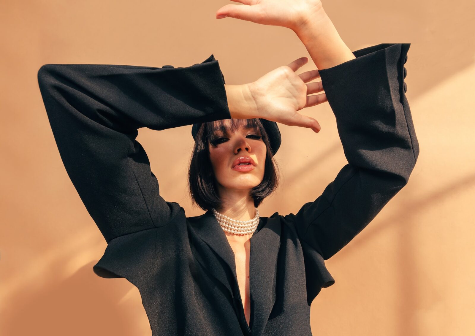 3 Reasons Never to Wear Uncomfortable Clothing Just Because of Fashion ...